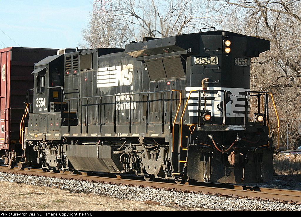 NS 3554 on NS D 76 on the Venice-Carondolet Belt